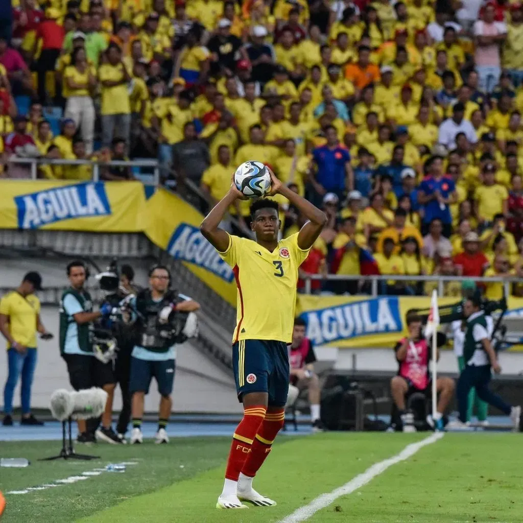 Yerson Mosquera sorprende y es fichado por el Villarreal de España