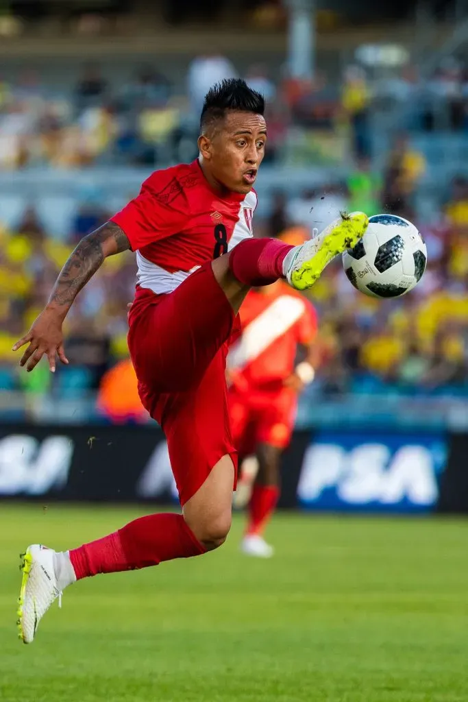 Christian Cueva dio su palabra y jugará en el Cienciano de Cusco - Bolavip