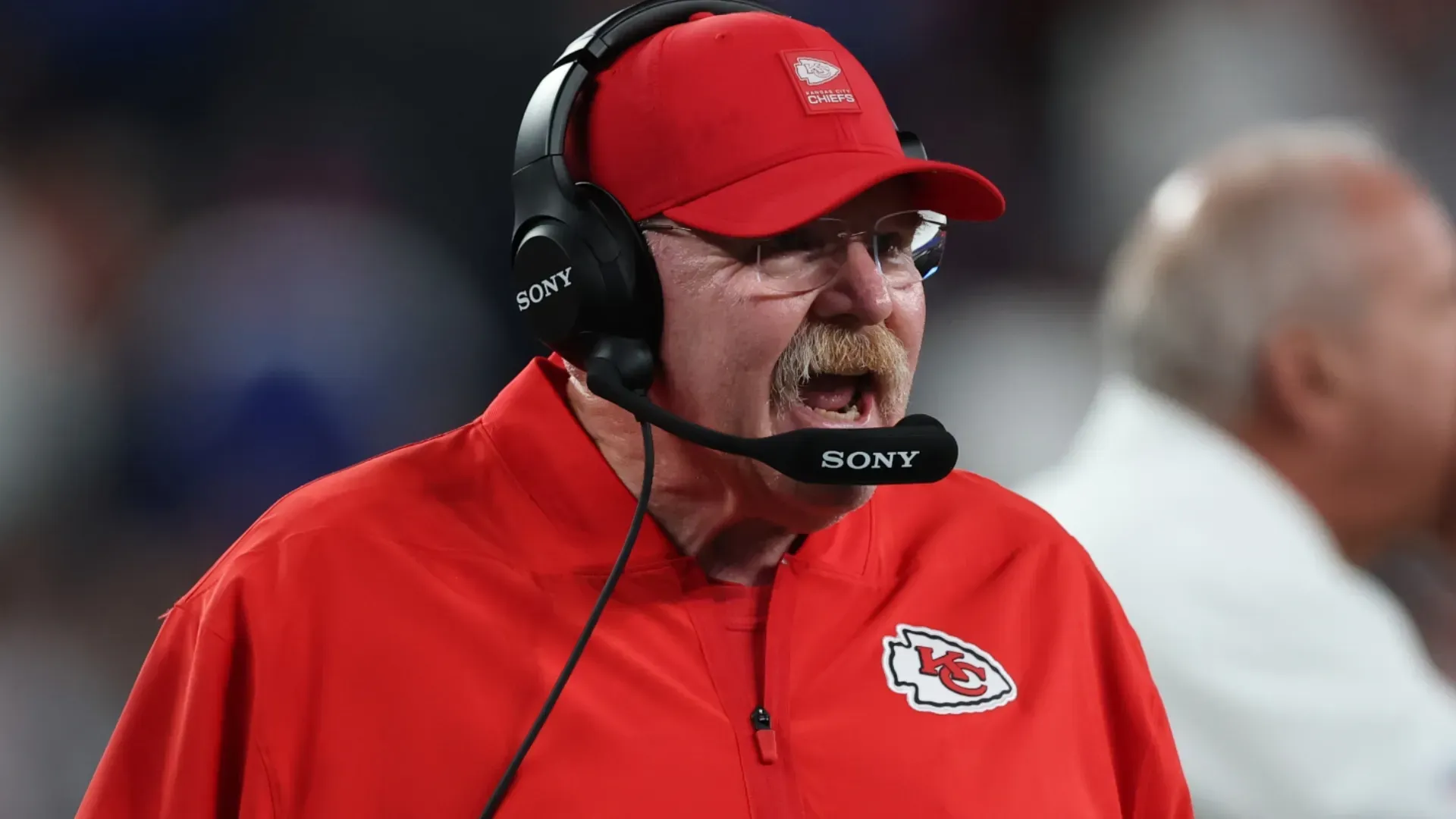 Chiefs’ Travis Kelce breaks silence on his sideline exchange with Andy Reid against the Giants ...