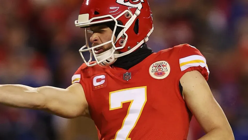 Harrison Butker's speech: Mahomes and Kelce defend the Chiefs' kicker ...