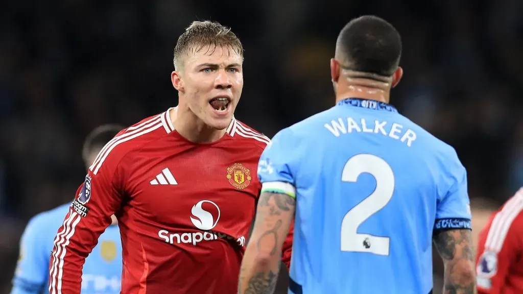 Rasmus Hojlund mocks Kyle Walker after Man United's comeback win vs Man ...