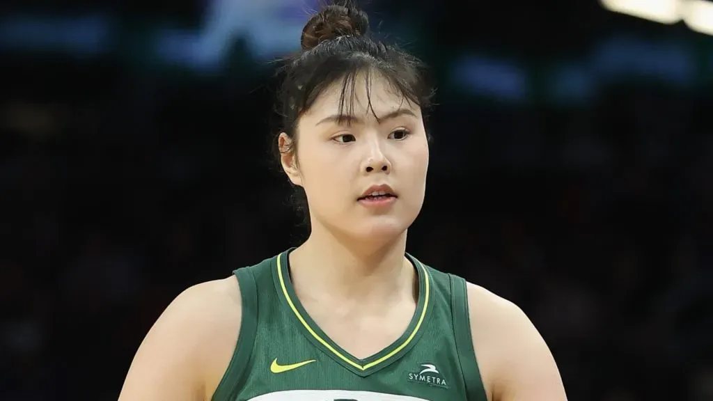 Li Yueru's profile: Age, height, career milestones, private life and more about the Dallas Wings ...