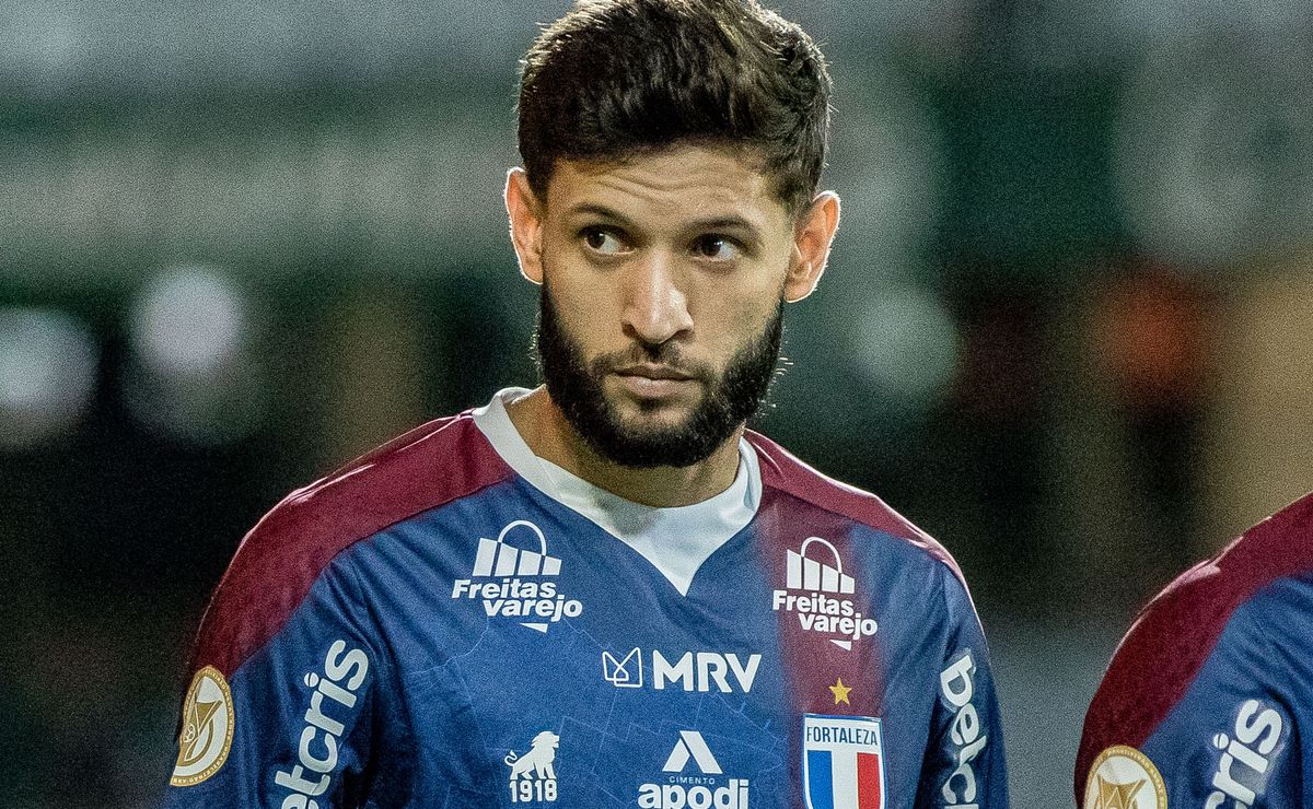 Fortaleza ‘vai com tudo’ para contratar substituto de Juninho Capixaba