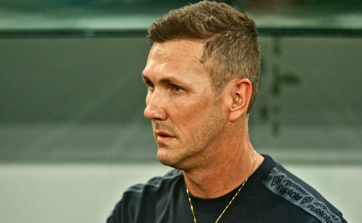 "Ele está treinando assim"; Paulo Turra 'quebra o silêncio' e comenta ...