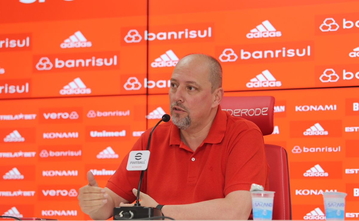 Barcellos se aproxima de acerto com mais um reforço para o Internacional