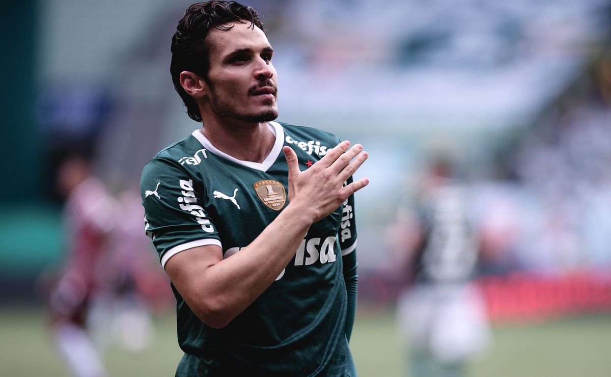 IMPRESSIONANTE! Raphael Veiga é alvo de árabes, mas Palmeiras 'barra' e choca ao revelar dois ...
