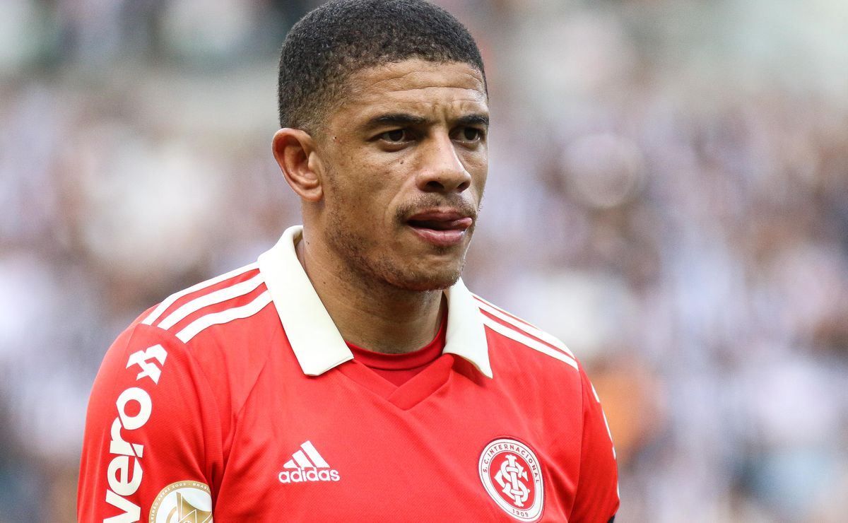 Diretoria do Internacional manda a real sobre retorno de Taison