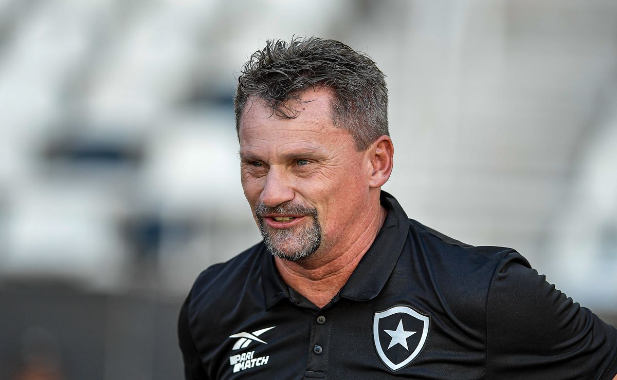 Fábio Matias não pensa em ser efetivado e revela seu ‘segredo’ para o ...