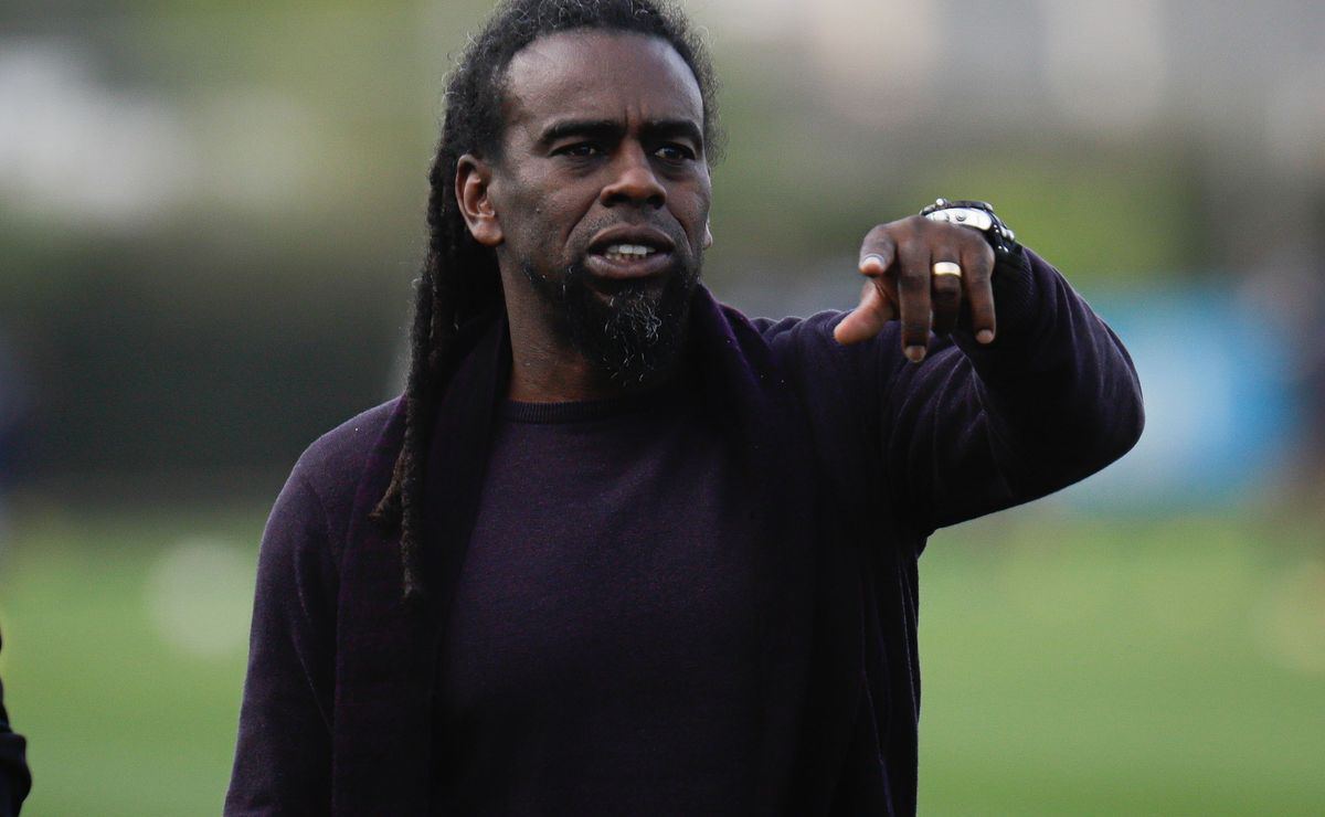 Tinga praticamente cravou um título do Internacional no Campeonato Gaúcho