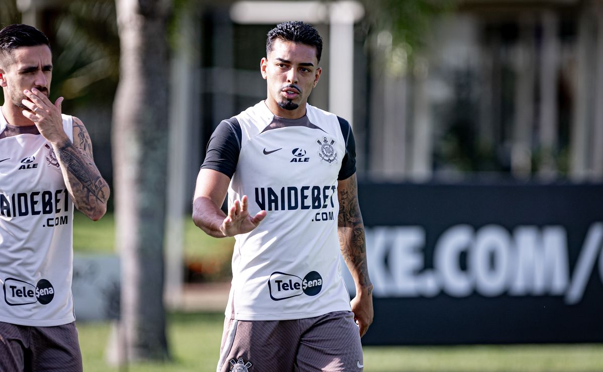 Matheus Bidu ganha nova chance e deve ficar até julho no Corinthians