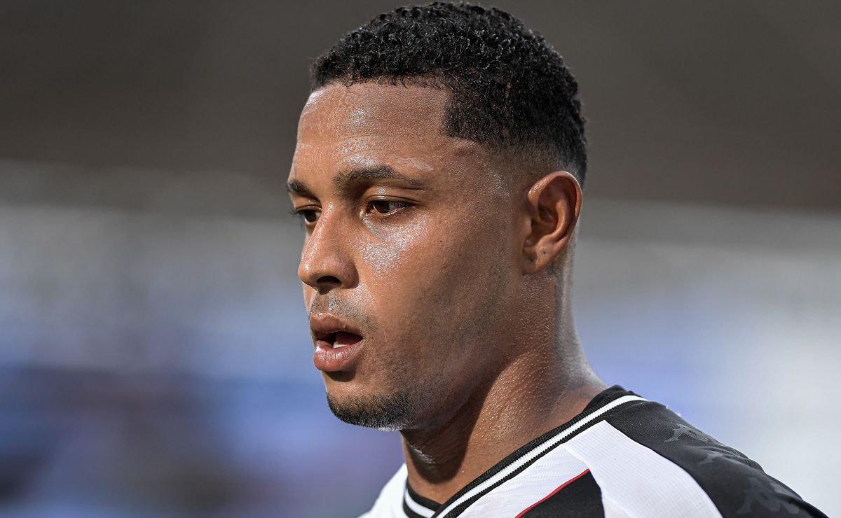 Vitória faz proposta de R$19,3 milhões ao Internacional por David