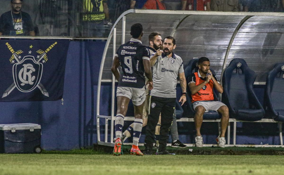 Ribamar perde vaga de titular no Remo e Morínigo explica situação do ...