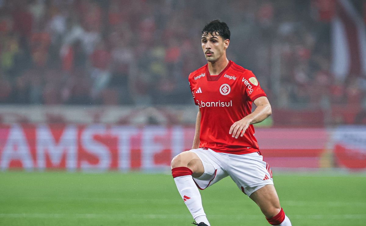Johnny, ex-Inter, se envolve em lance "polêmico" contra o Real Madrid