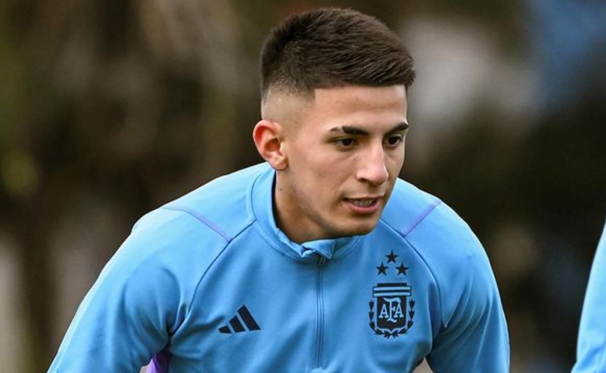 Anunciado no Botafogo, Almada deve estrear contra o Palmeiras