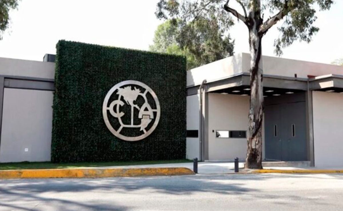 ¿Y esto? Los únicos OCHO jugadores del América que reportaron en Coapa ...