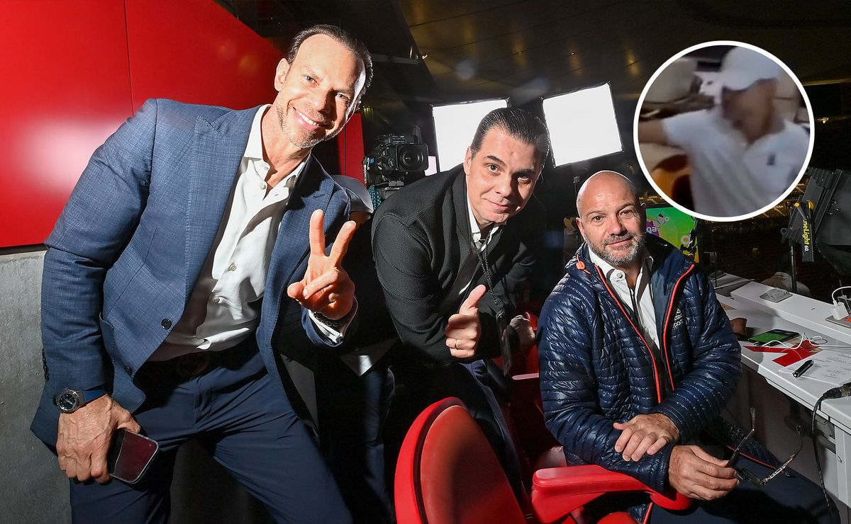 Luis Roberto Alves Zague defiende los colores del América y golpea a ...