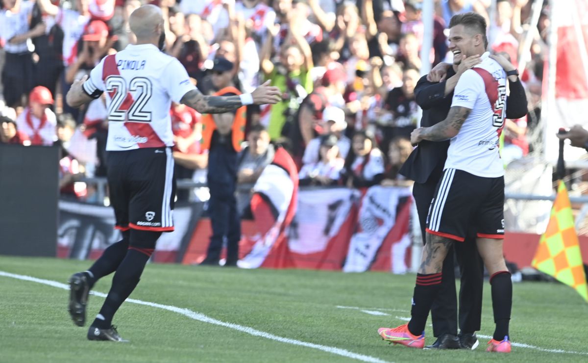 Los dos jugadores de la Selección que se mostraron viendo el River ...