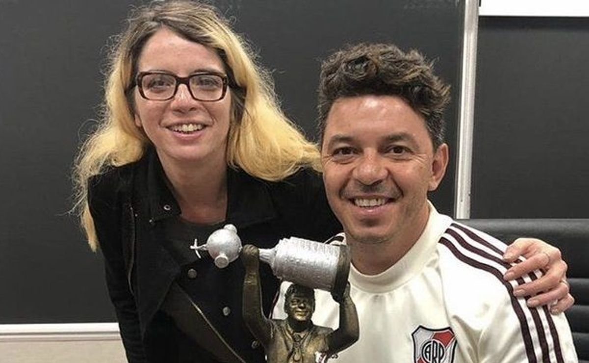 ¿Quién es Mercedes Savall, la polémica escultora de la estatua de ...