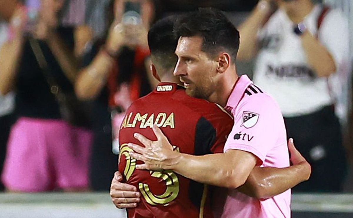 En su reencuentro con Messi, Thiago Almada se animó a algo que nunca ...