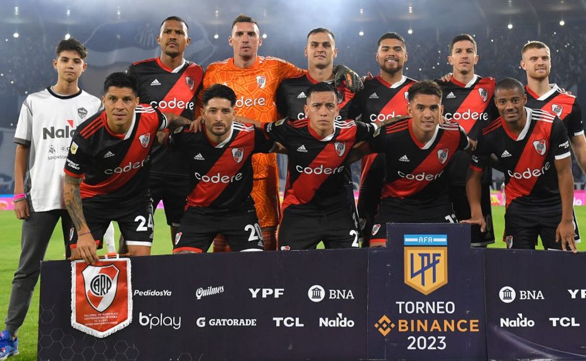 River venderá a un jugador que tenía poco lugar con Demichelis ...