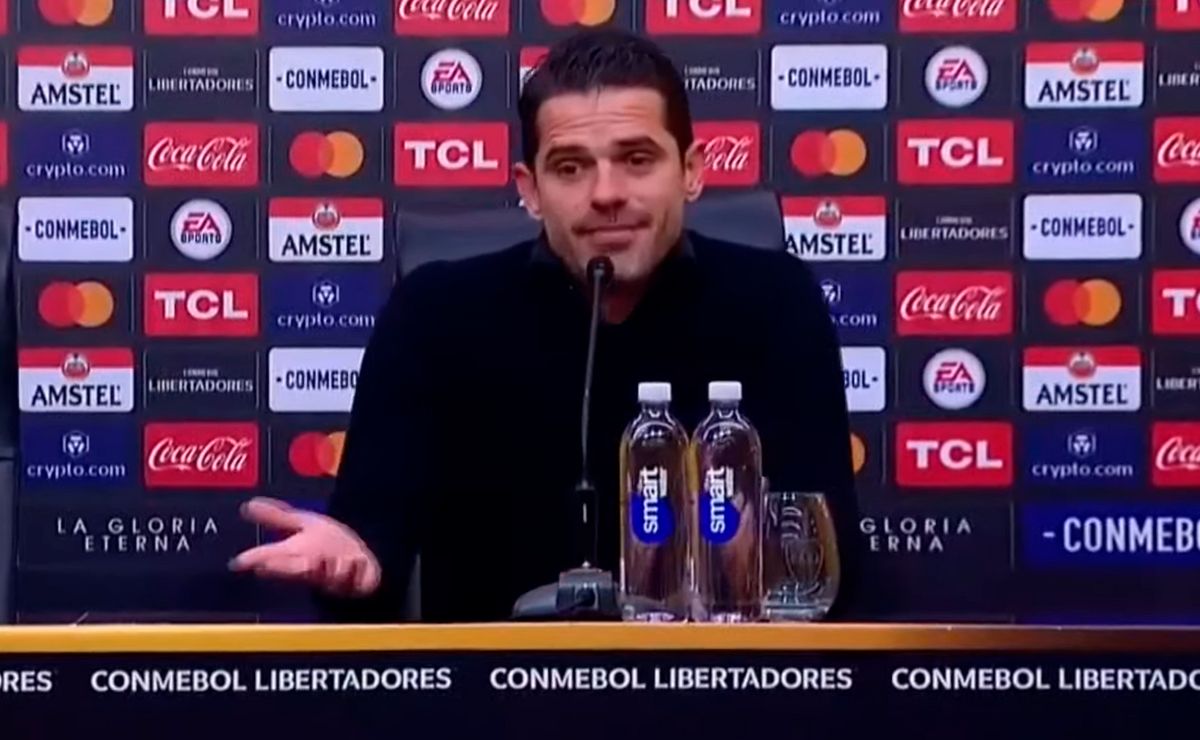 Gago se cruzó con un periodista que le dijo que salió a especular ...