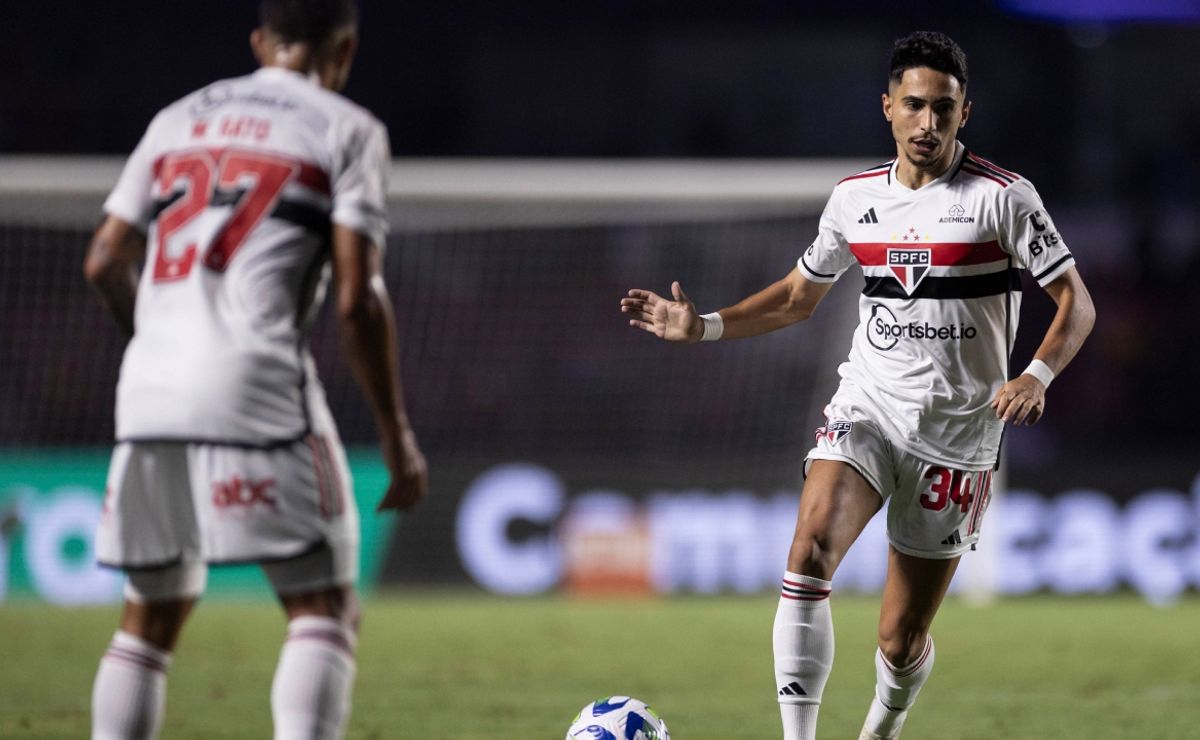 El lateral brasileño Raí Ramos fue ofrecido a River: juega en São Paulo ...