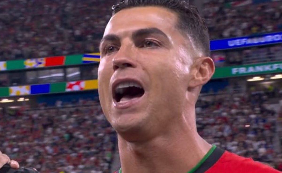 VIDEO | La emoción de Cristiano Ronaldo con el himno de Portugal en la ...
