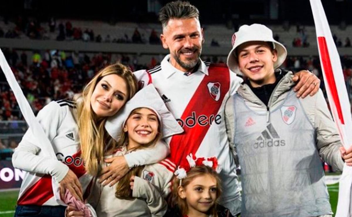 El posteo de Evangelina Anderson, la esposa de Martín Demichelis, tras la eliminación de River ...