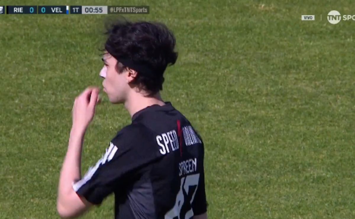 El streamer Spreen fue titular en Riestra vs. Vélez - Bolavip Argentina