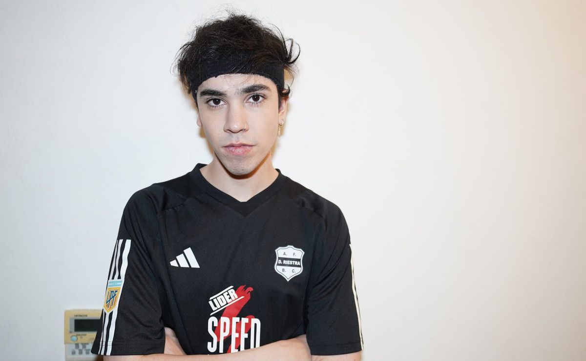 Los mejores memes del debut de Spreen en Deportivo Riestra vs. Vélez ...