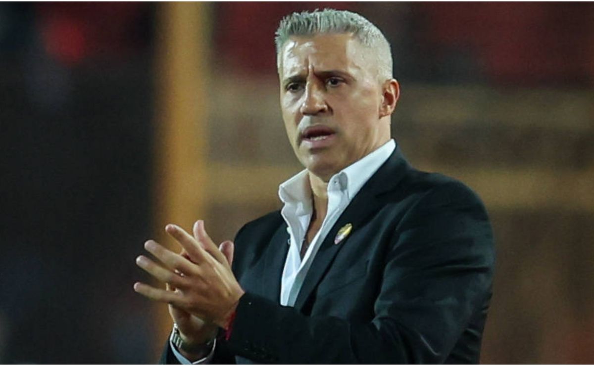 Forma parte del cuerpo técnico de Hernán Crespo y afirmó que quiere ...