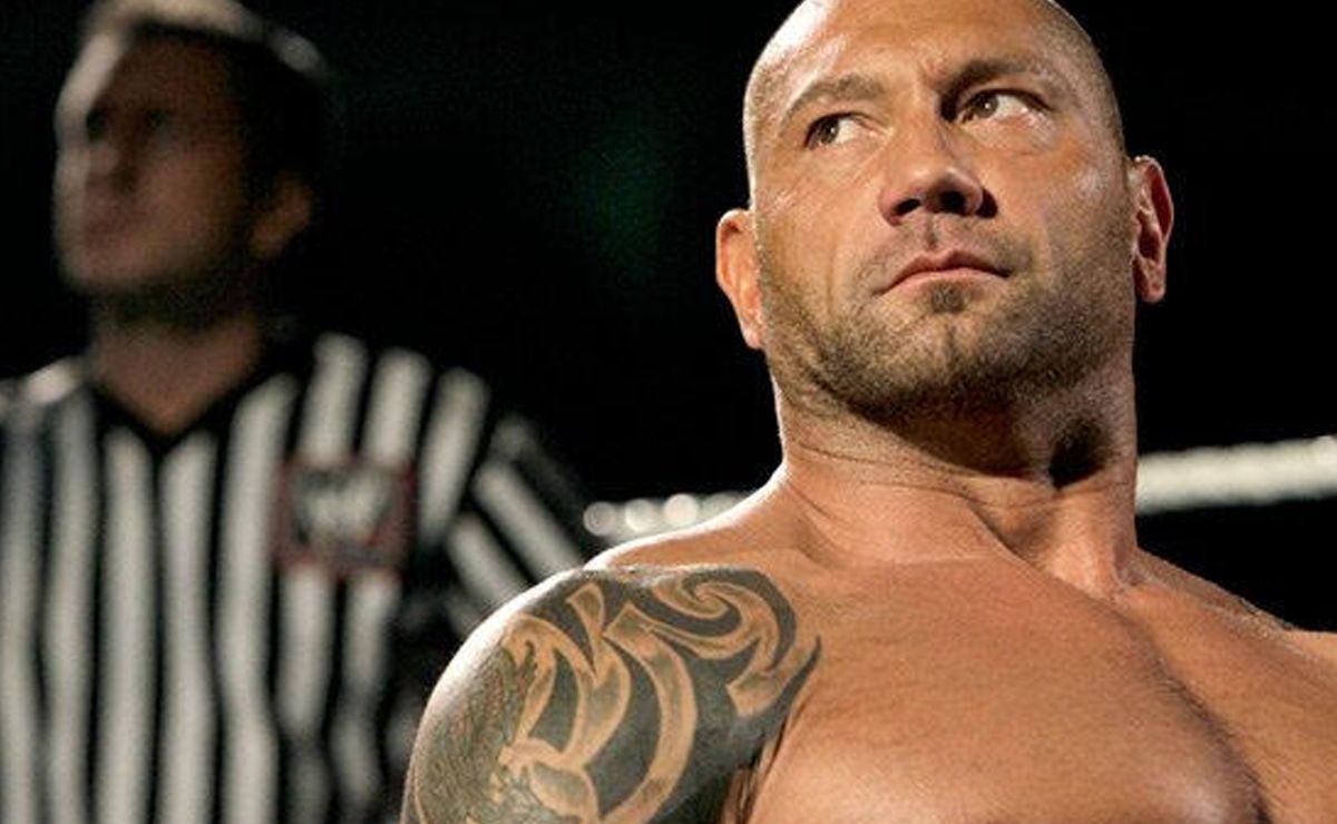 Batista confesó su error en el Royal Rumble que empató con John Cena ...