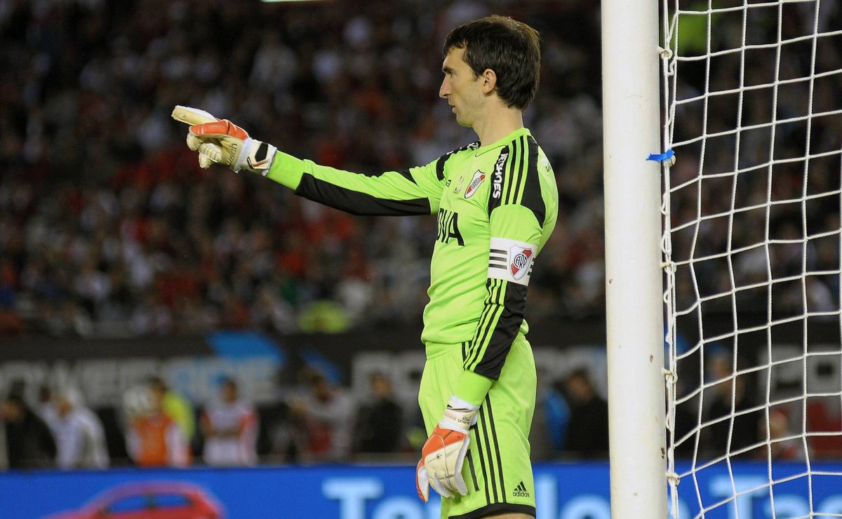 Marcelo Barovero eligió a Franco Armani como el jugador más regular de ...