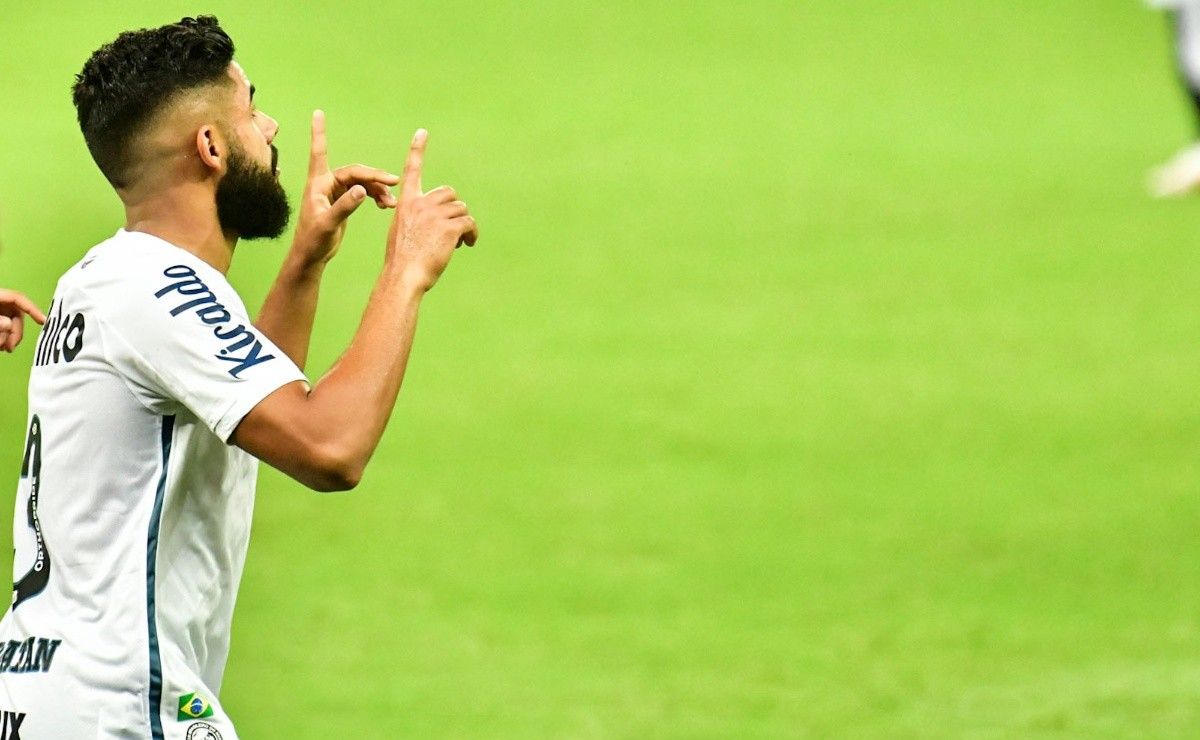 F. Jonatan ressalta importância de vitórias seguidas para o Santos e ...