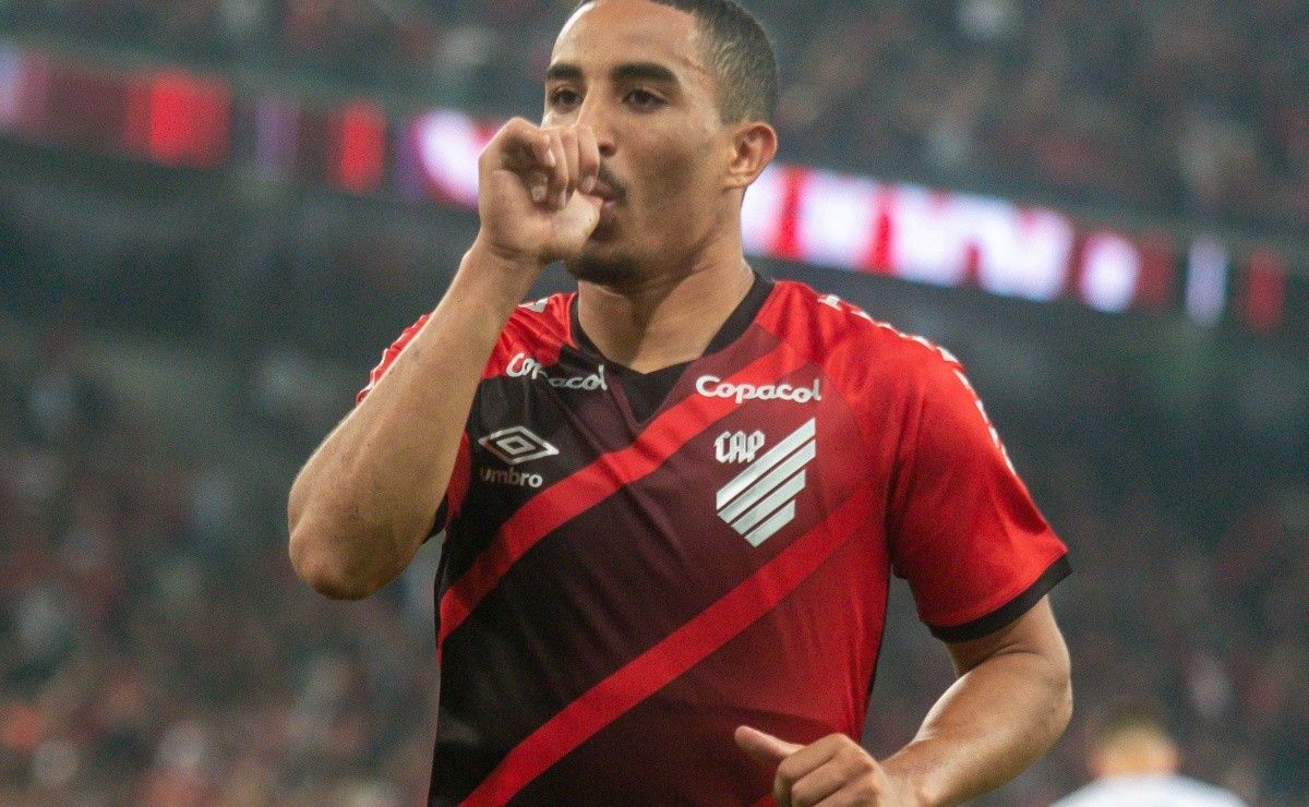 "Athletico queria o Cruzeiro, mas ele..."; Christian contraria Mattos e ...