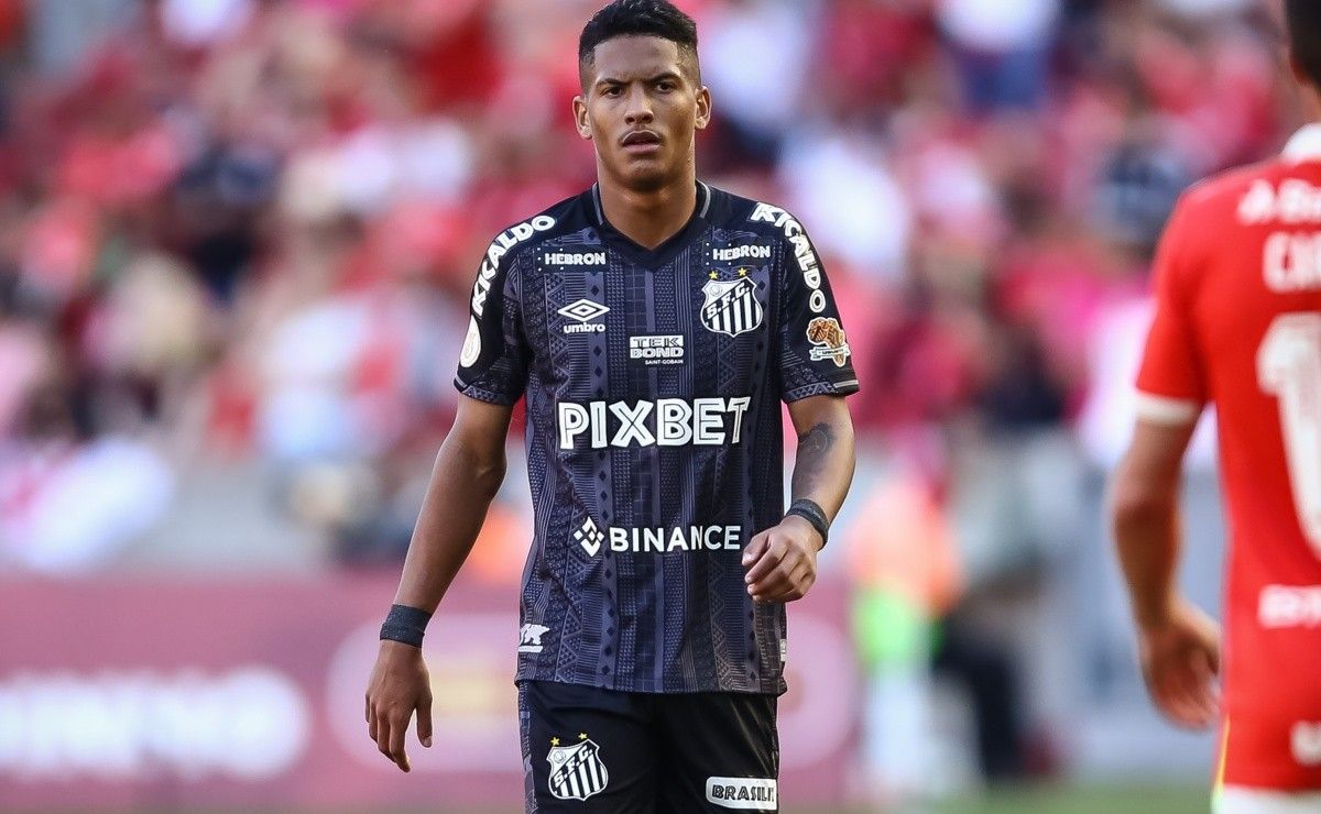 "Tem prioridade, R$ 192 milhões"; Fase de Ângelo no Santos 'agita ...