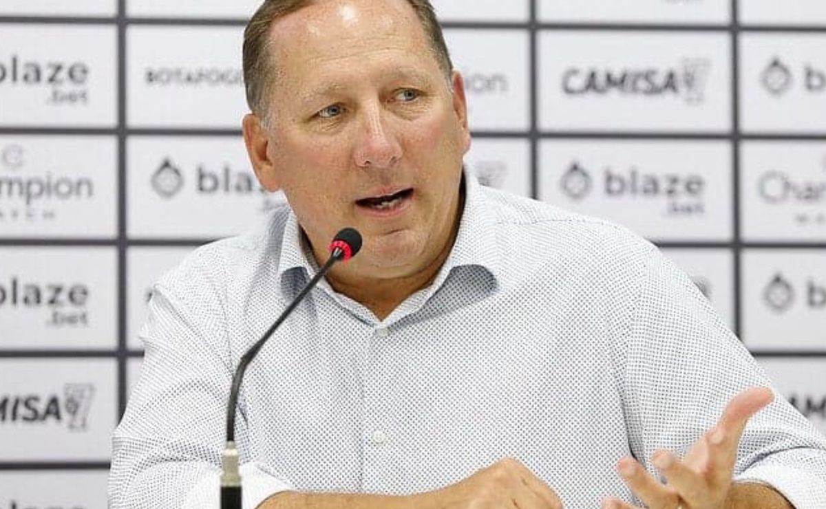 “Não vou perder dinheiro”; John Textor comenta motivos da saída de SAF ...