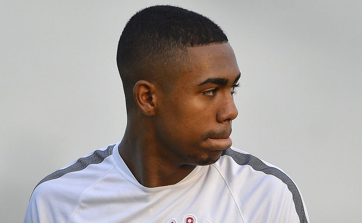 Aconteceu diretamente da Seleção Brasileira: Fiel toma conhecimento de ...