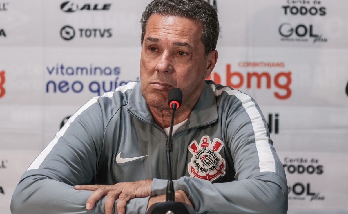 Vanderlei Luxemburgo sofre enorme pressão para reverter retrospecto negativo do Corinthians ...