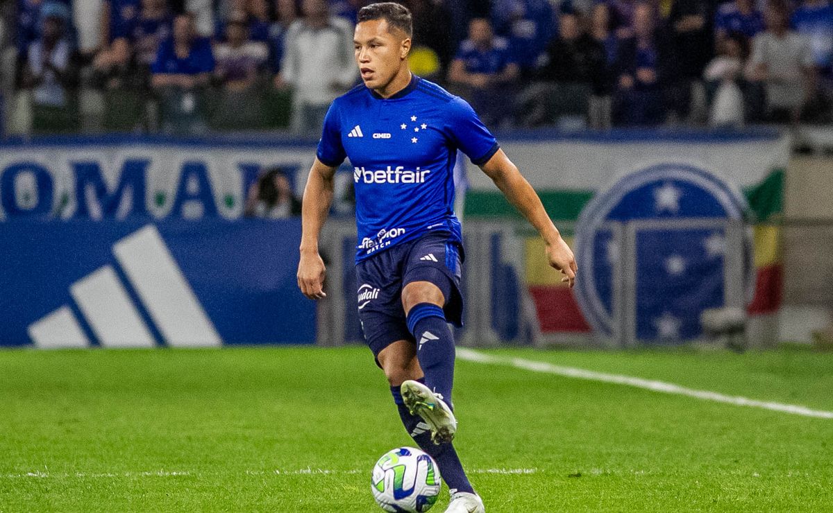 Marlon vem fazendo grandes jogos e se consolidou como melhor lateral ...