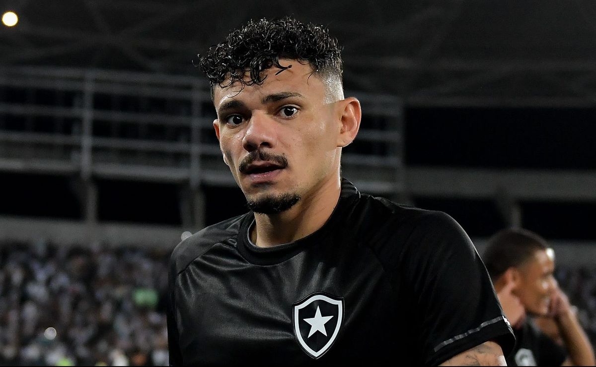 Aconteceu duas vezes, Rueda pode abrir o sorriso: Paulo Turra pode usar ...