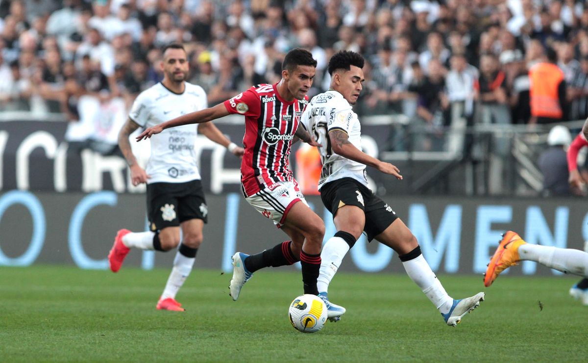 CORINTHIANS x SÃO PAULO pela Copa do Brasil; Onde assistir AO VIVO ...