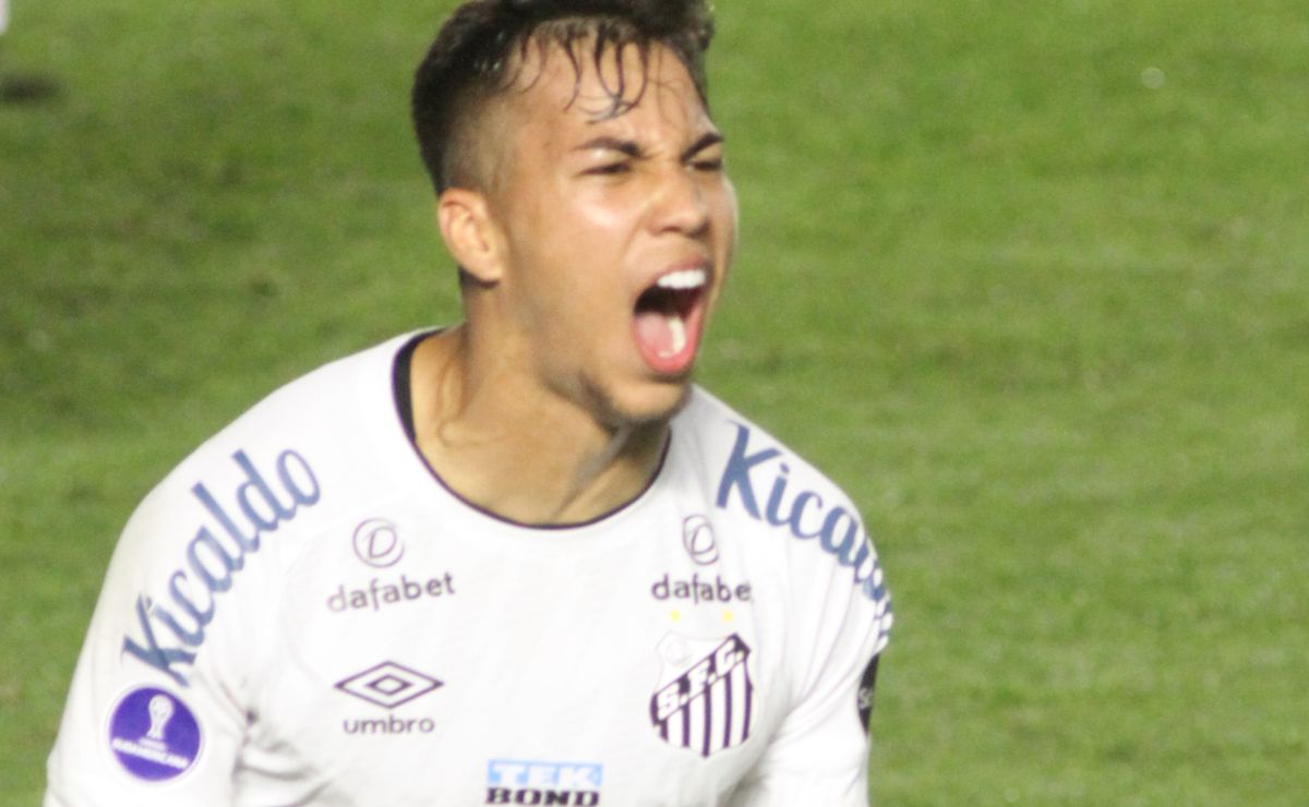 "O Santos tem uma preferência no contrato"; Kaio Jorge movimenta bastidores após decisão da ...