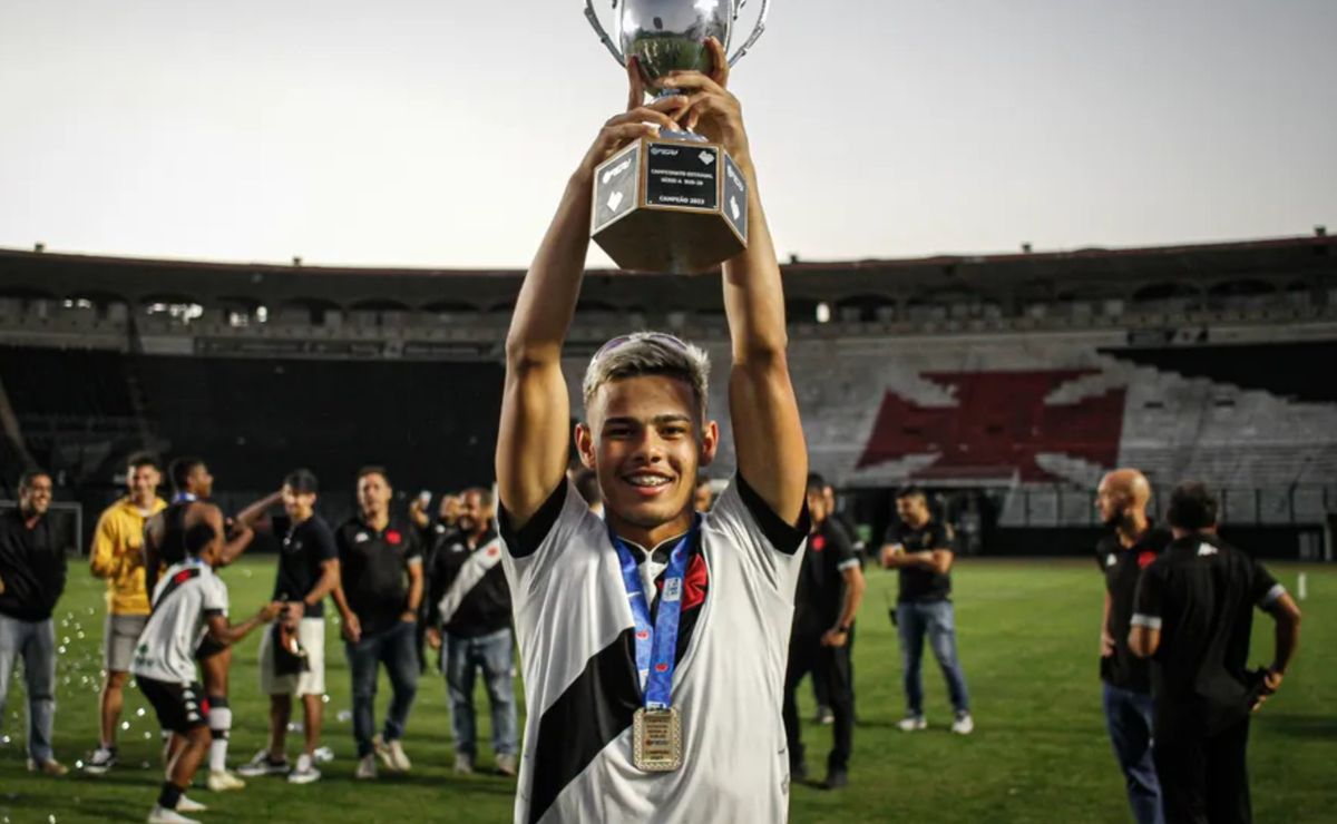 "Hoje conto sorrindo"; Ray foi de dispensado no Flamengo a um dos ...