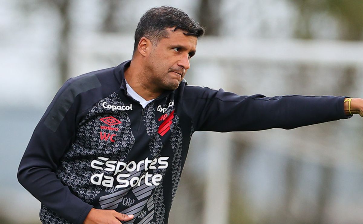 A diretoria decidiu isso, todos foram comunicados: Athletico bate o ...