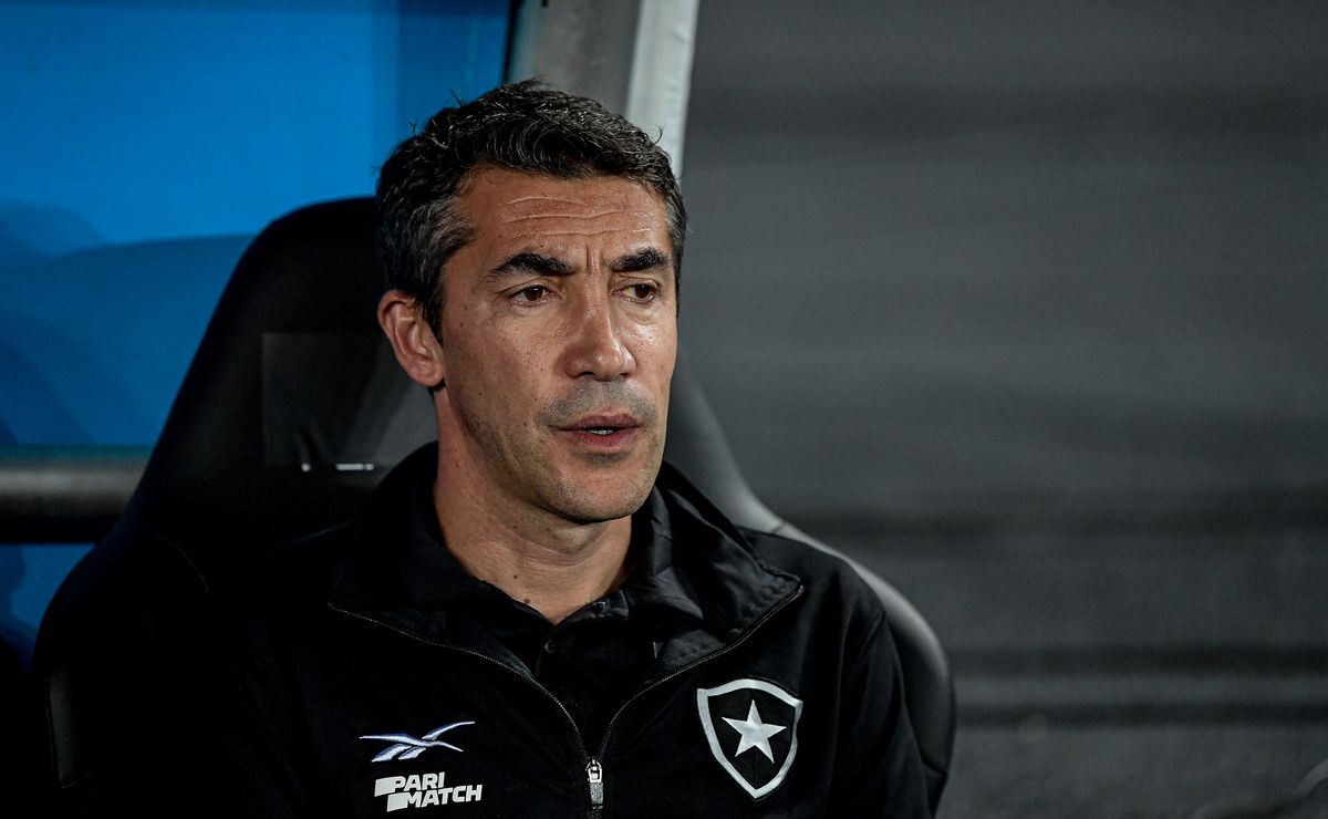 SEM ESPAÇO: Atacante que era pilar importante com Cláudio Caçapa ...