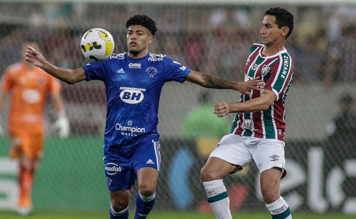 FLUMINENSE x CRUZEIRO pelo Campeonato Brasileiro; Onde assistir AO VIVO ...