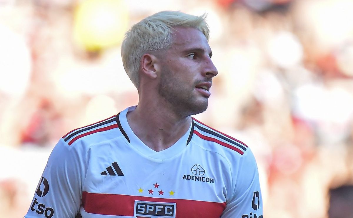Calleri dá uma de torcedor e revela APELO para ídolo do São Paulo ...