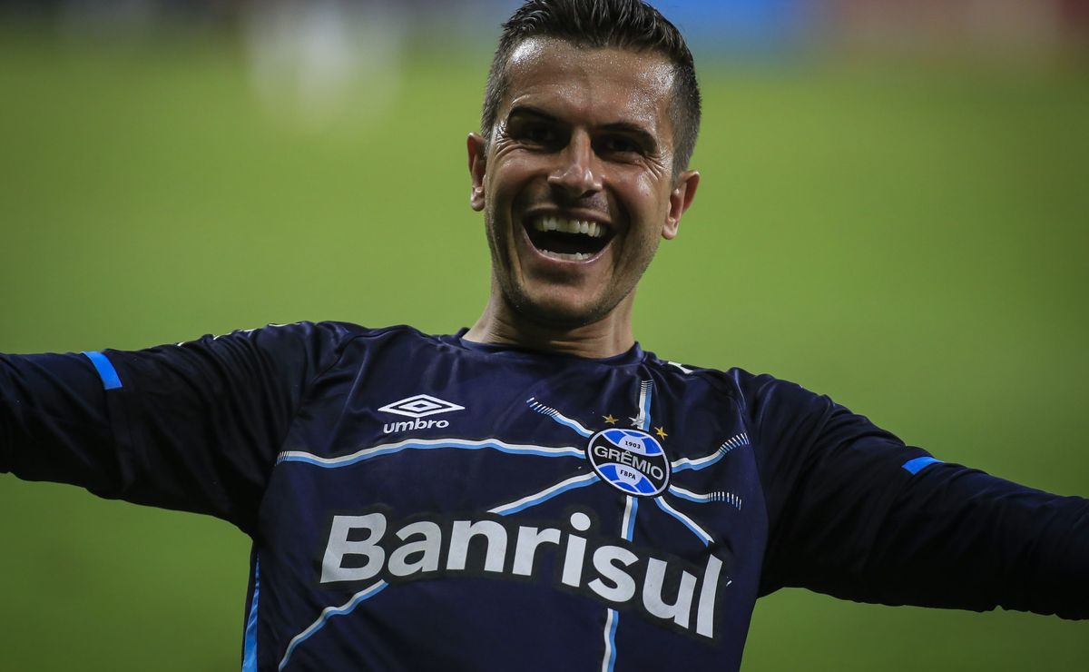 Contrato até 2024, está confirmado e finalizado no Grêmio: Marcelo ...