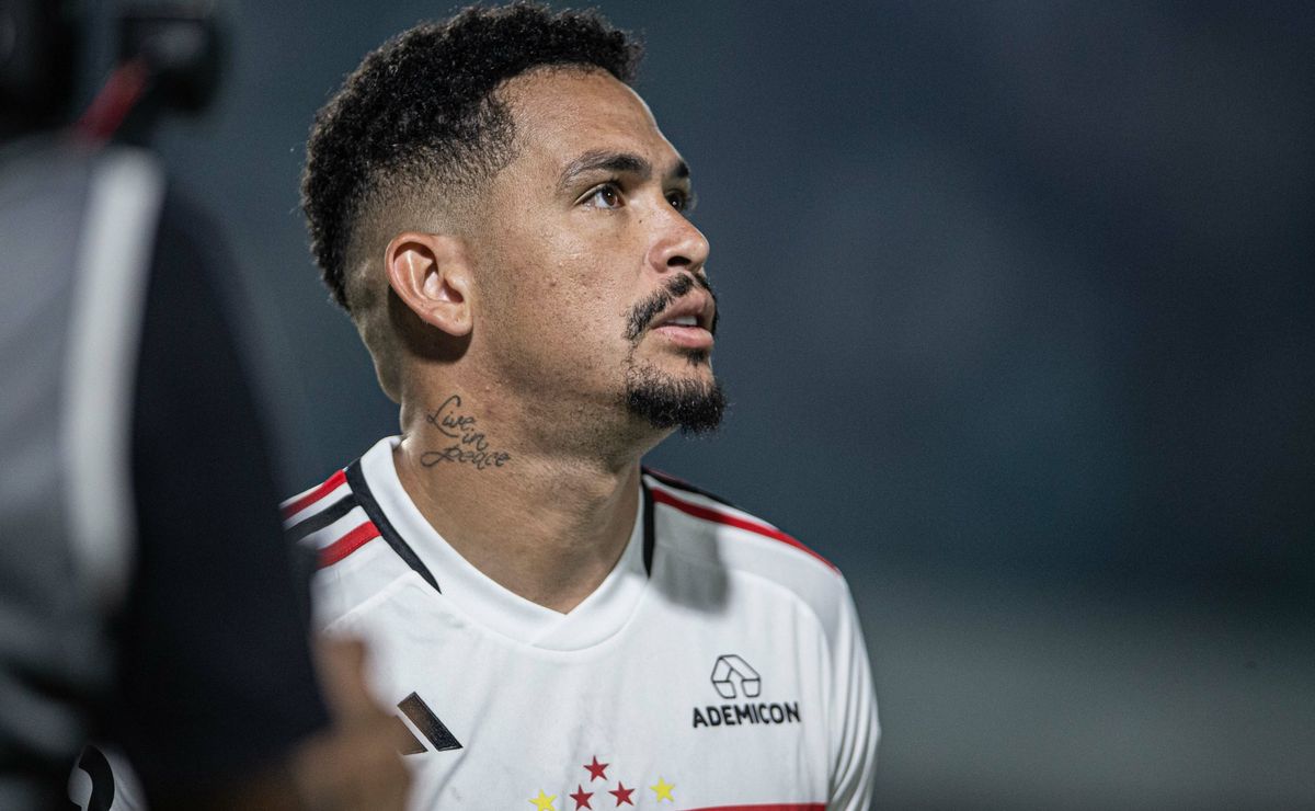 Luciano entrou em contato e fez isso no São Paulo, É OFICIAL: Camisa 10 ...